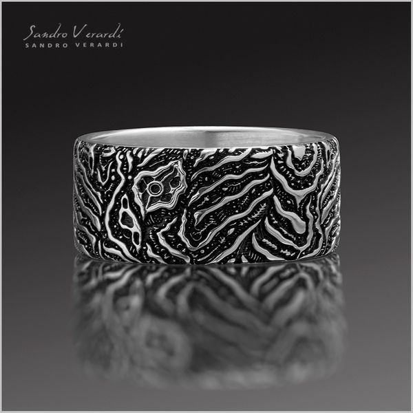 SANDRO VERARDI - Handgefertigte Designs mit Bedeutung – Sandro Verardi