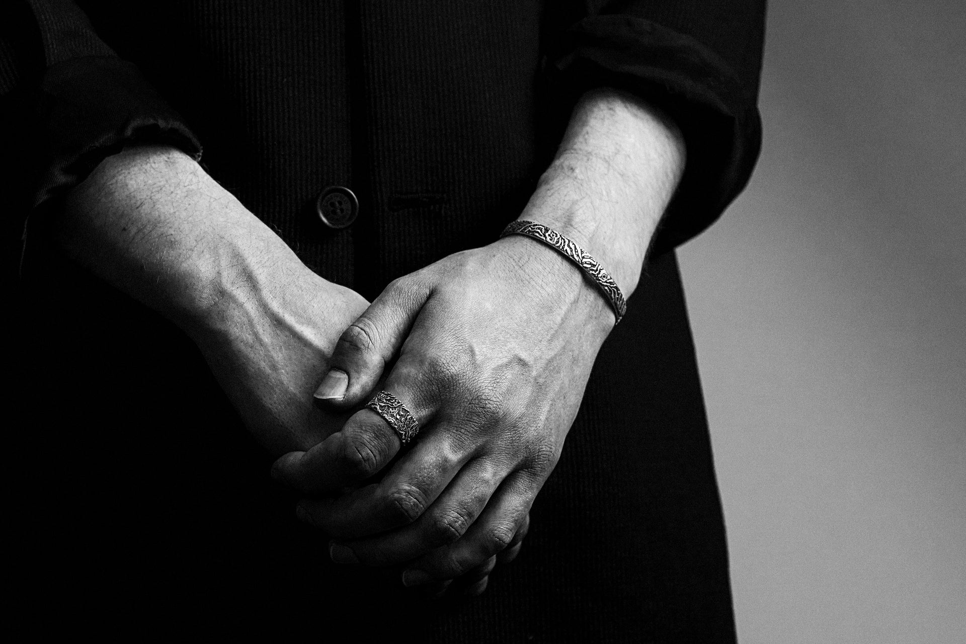 SANDRO VERARDI - Handgefertigte Designs mit Bedeutung – Sandro Verardi